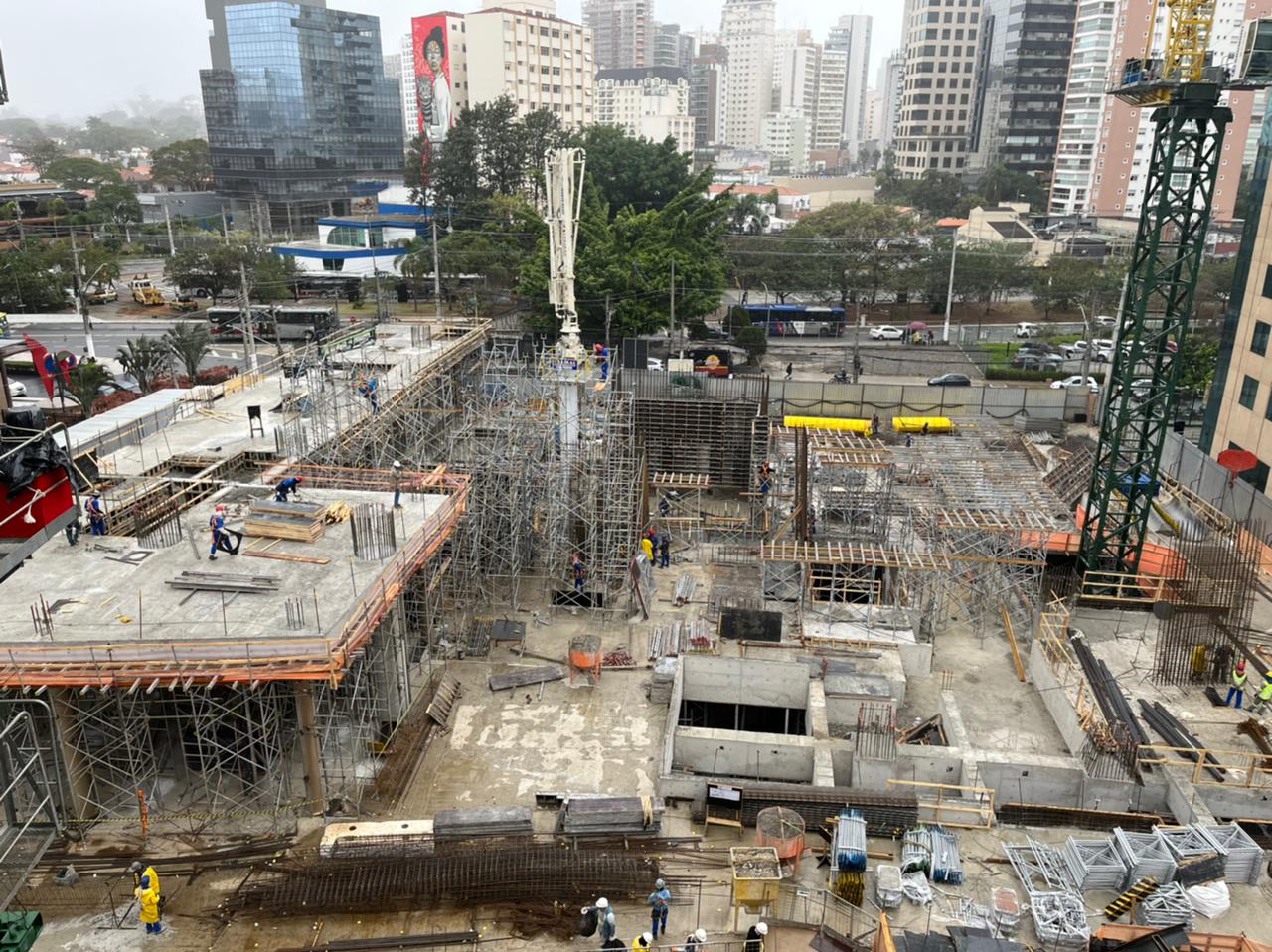 JK Square Residence - Obras Iniciadas Itaim Bibi